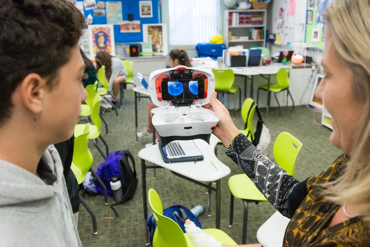 Exploring Virtual Reality in Middle School