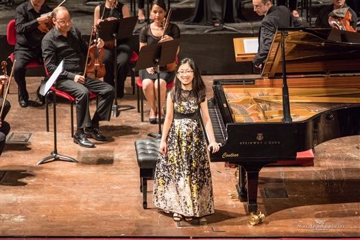 Meet Clara Nguyen '19